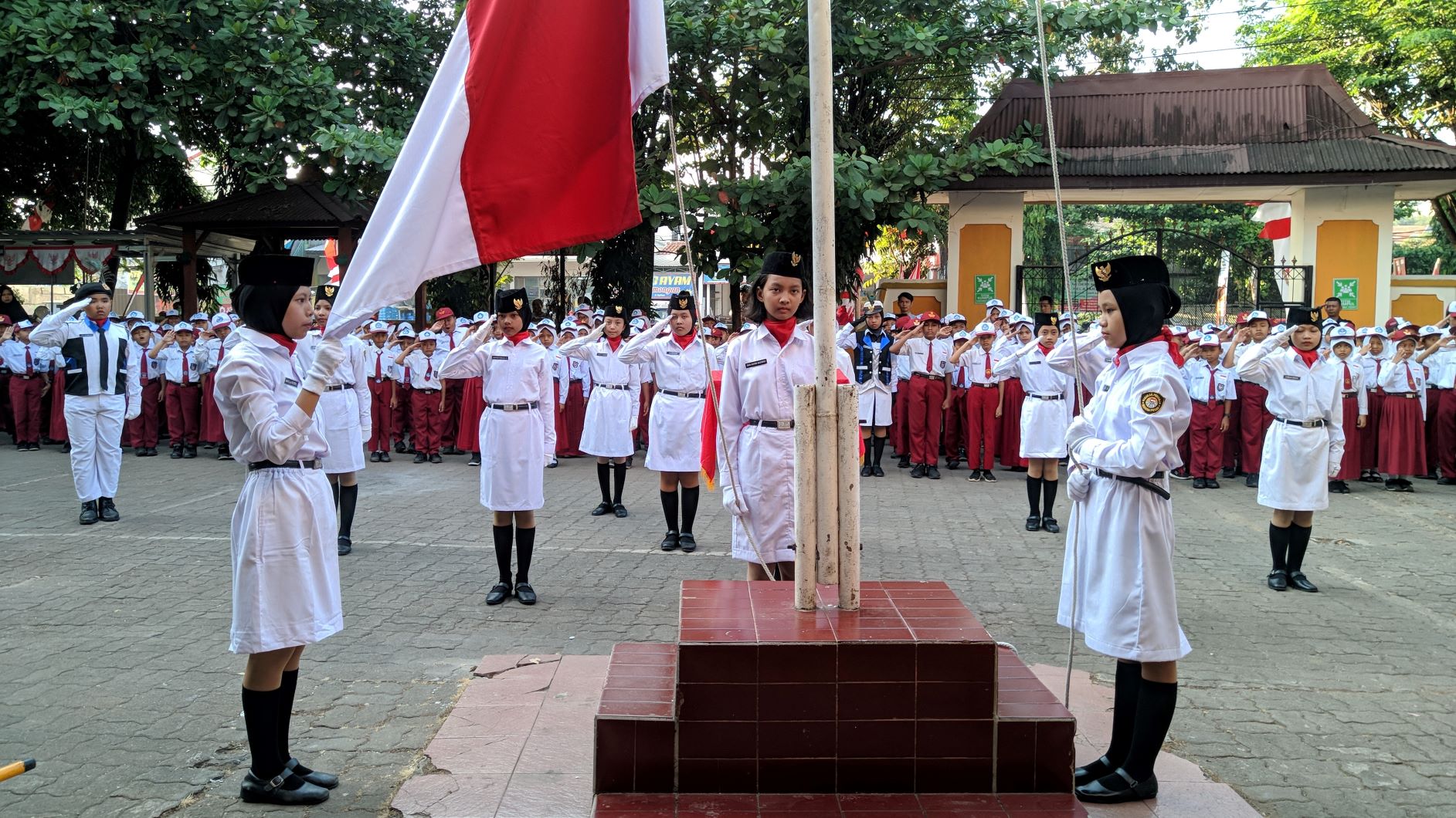 HUT RI 74