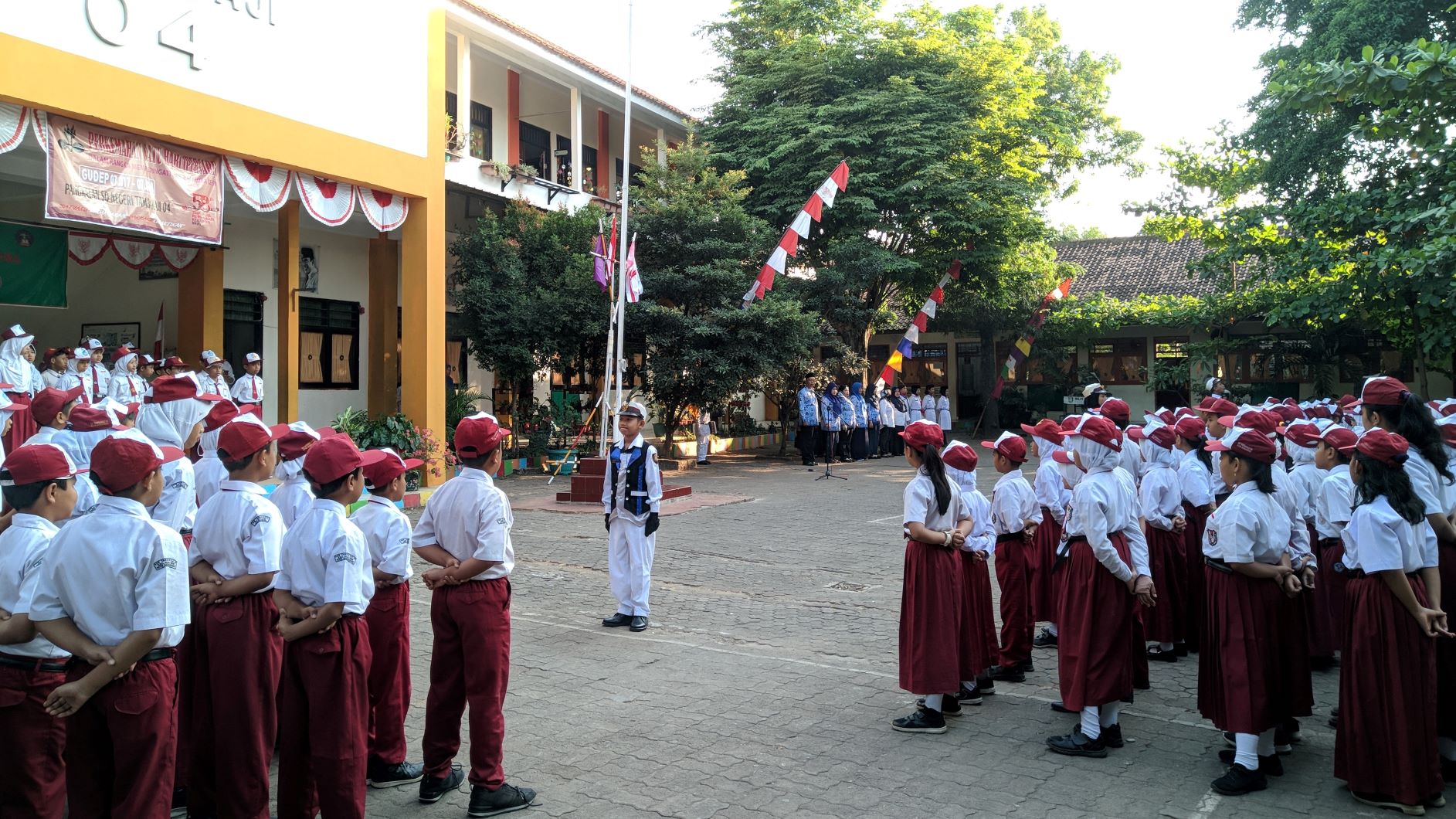 HUT RI 74