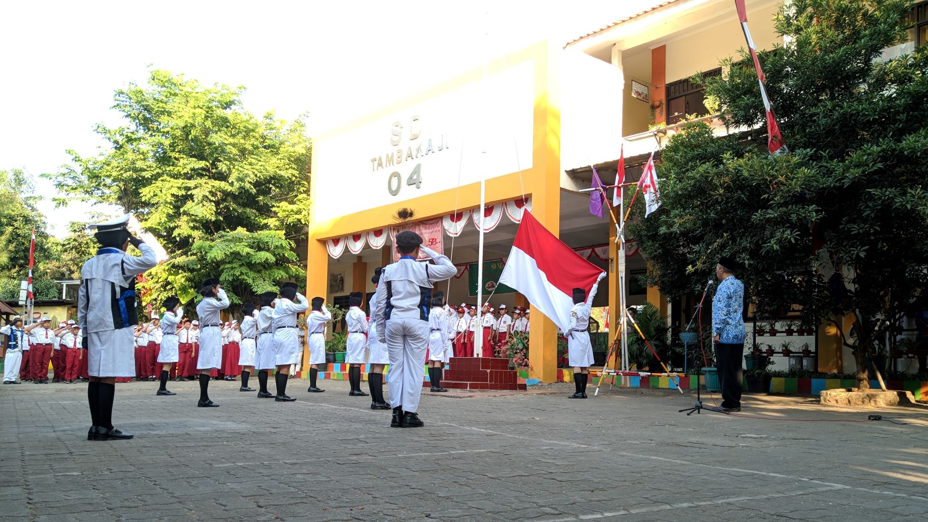 HUT RI 74